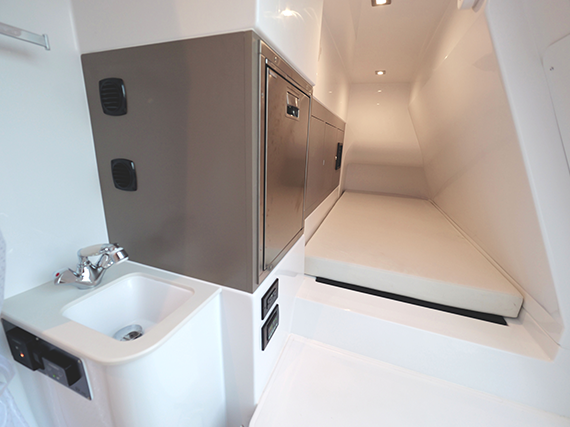 57 FLY | Cruisers Yachts All-new Flybridge Design