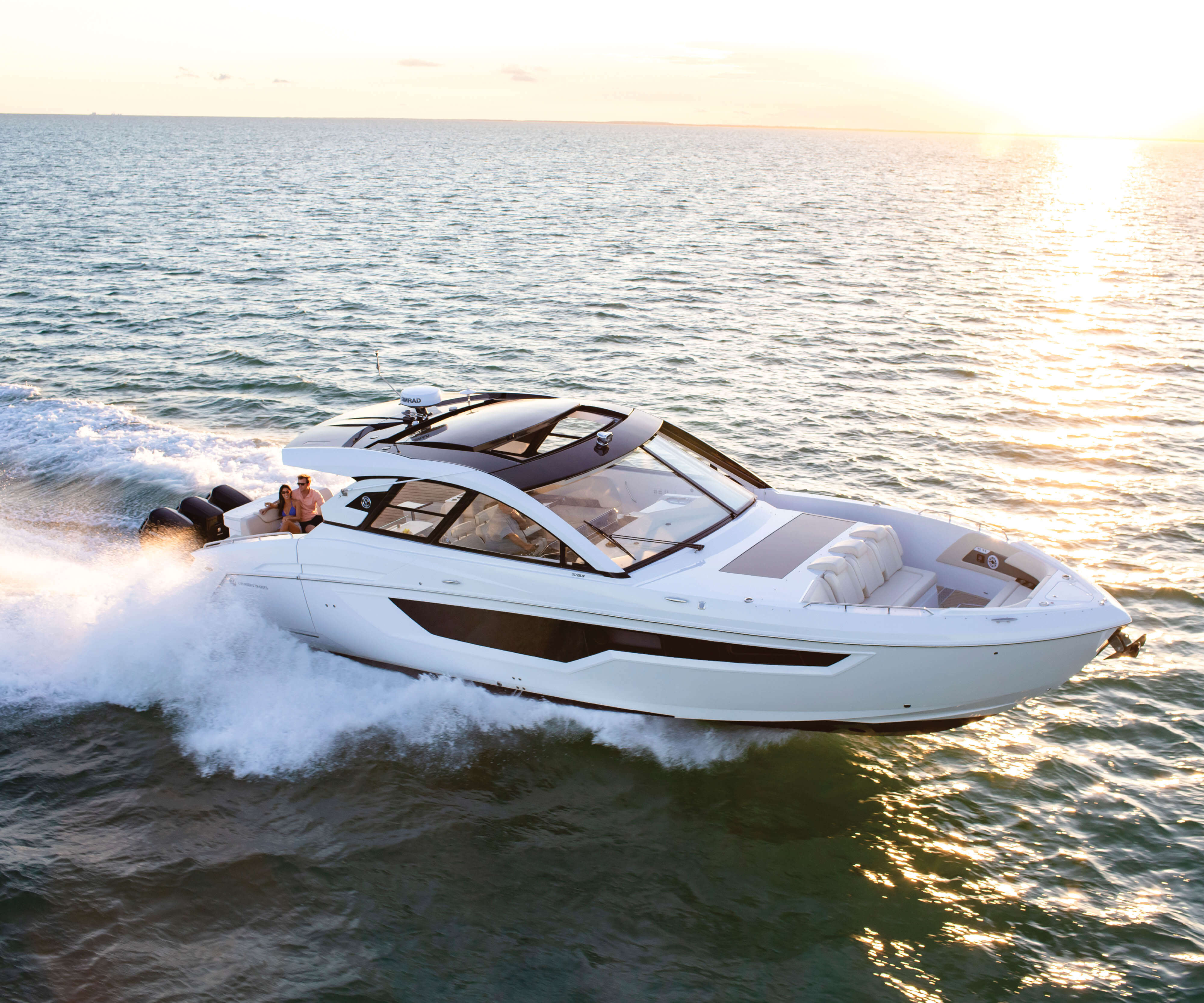 Experience Cruisers Yachts GLS Series Cruisers Yachts